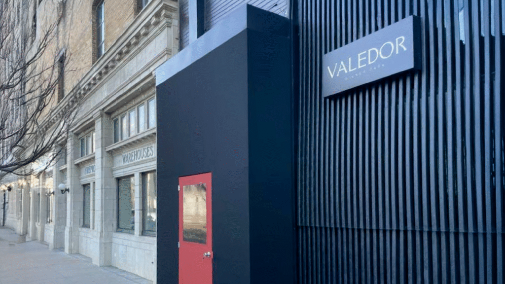 Commercial Vestibules Chicago | Winter Vestibule by SignFreaks